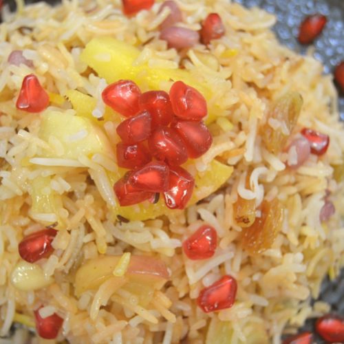 Kashmiri Pulao Recipe | Fruits and Nuts Pulao - MUMMY RECIPES